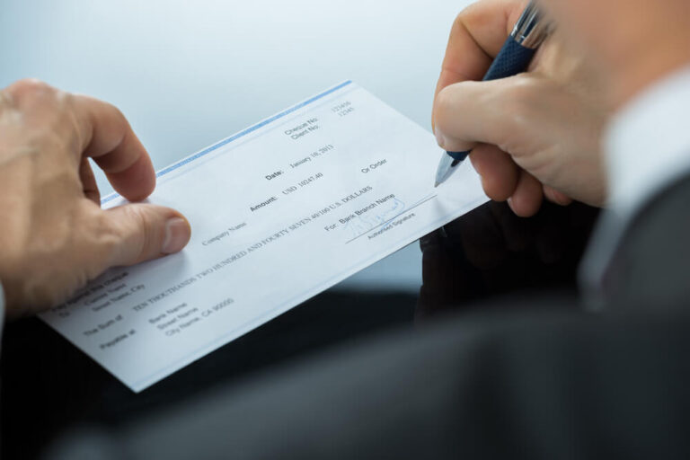 The Difference Between Certified Checks and Cashier Checks | Checkissuing The Difference Between Certified Checks and Cashier Checks | Checkissuing
